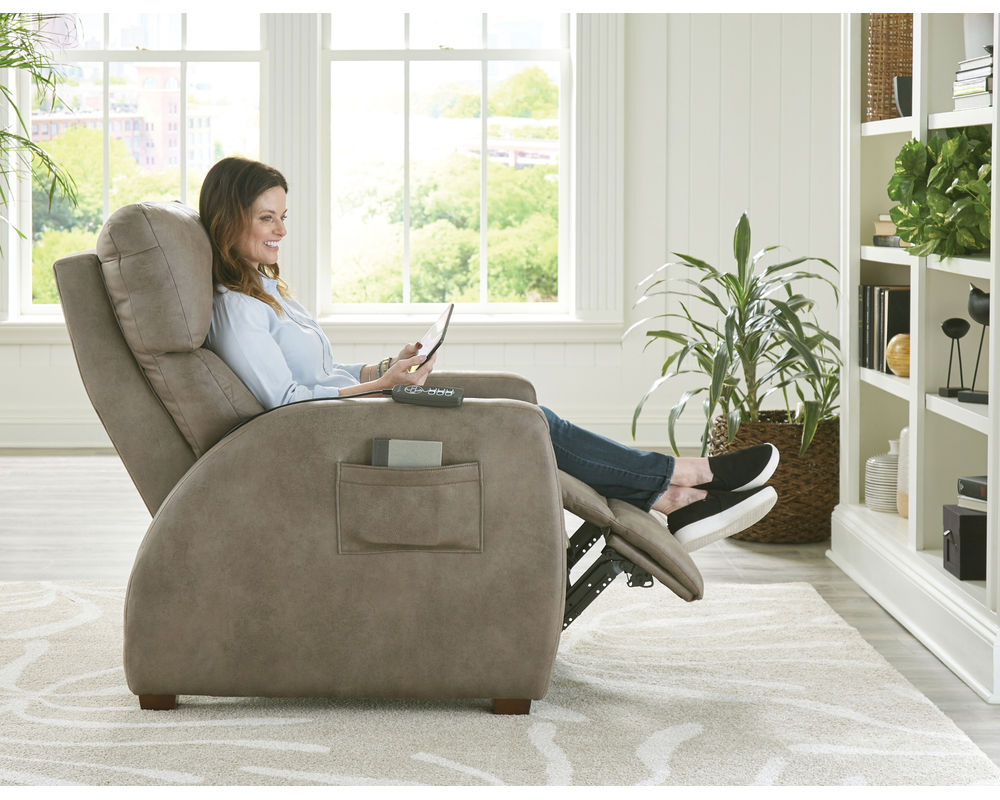 Relaxer Power Headrest Power Lay Flat Recliner w/CR3 Heat/Massage ...